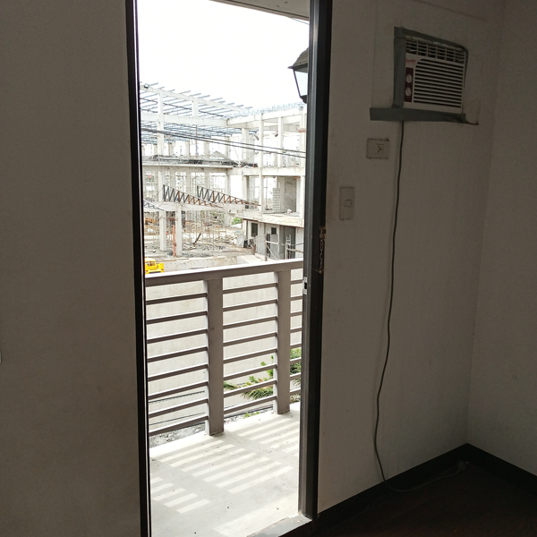 Dormy 969 - Bare Condo Unit for Rent at Solano Hills