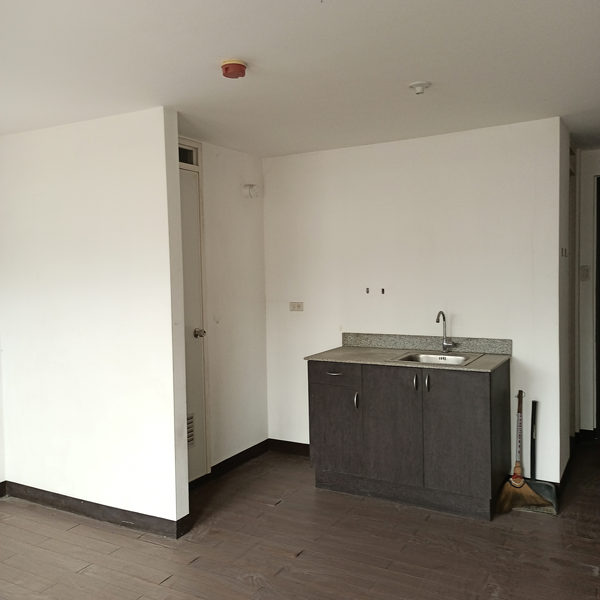 Dormy 977 - Bare Condo Unit for Rent at Solano Hills