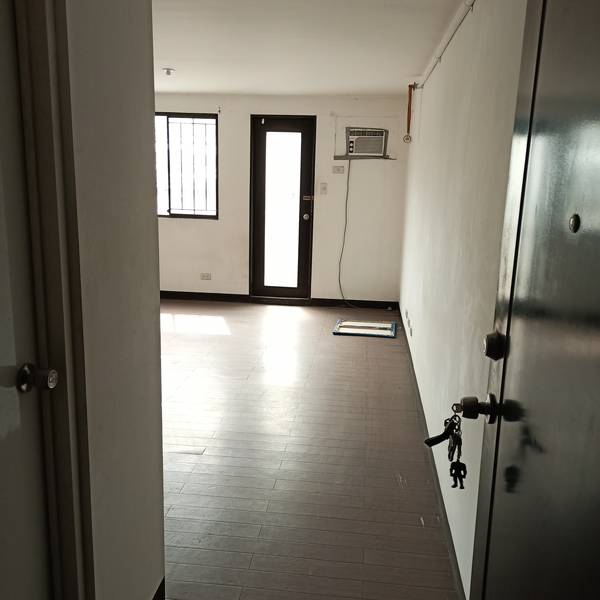Dormy 969 - Bare Condo Unit for Rent at Solano Hills