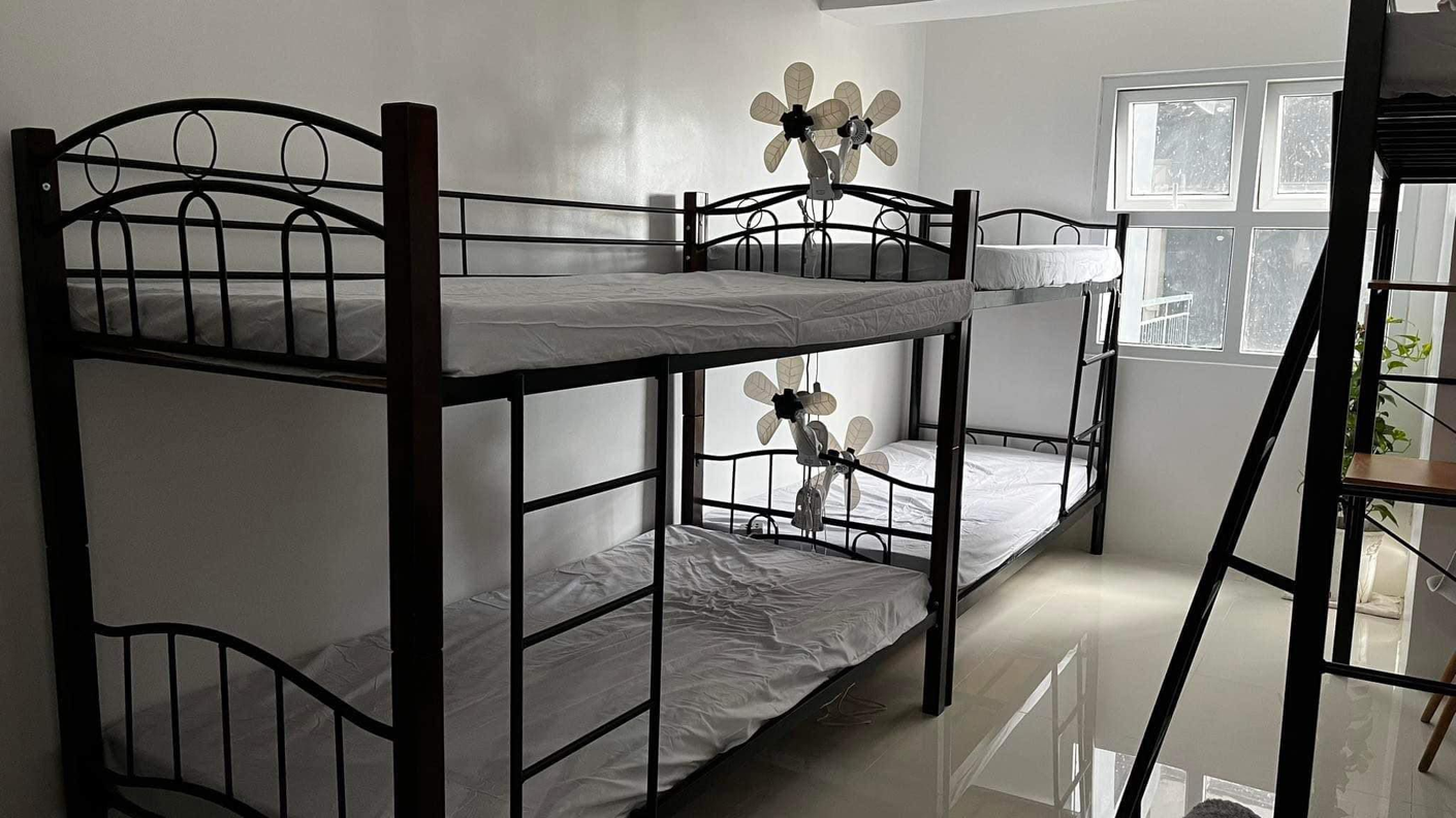 Dormy 408 - VICTORIA DE MANILA 2: Condo Bed Space for Female