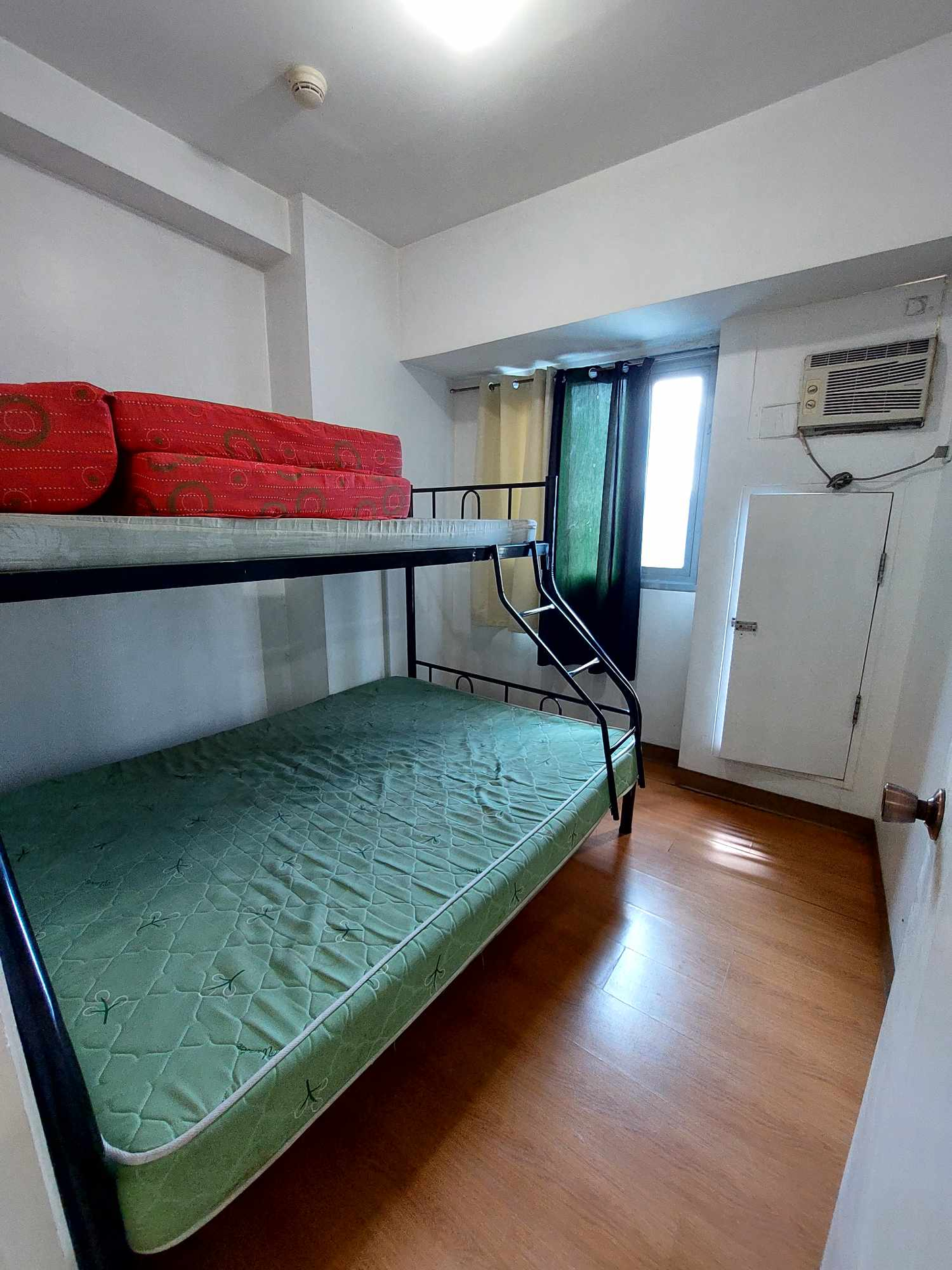 Dormy 26 - 2 Bedroom for Rent at The Grand Towers Manila near DLSU and Taft